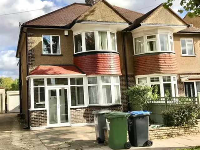 Montpelier Rise, London, HA9 8RQ, United Kingdom | 3 bed duplex for rent #138777149 | Rentberry