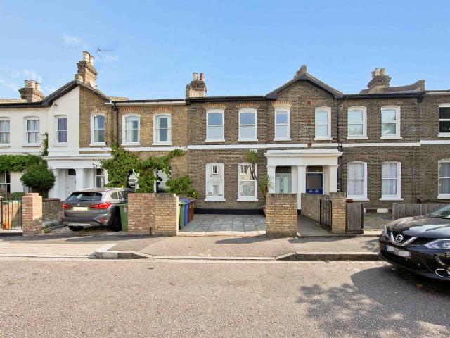 Montpelier Road, London SE15, 4 bed terraced house to rent, £4,500 pcm | PrimeLocation