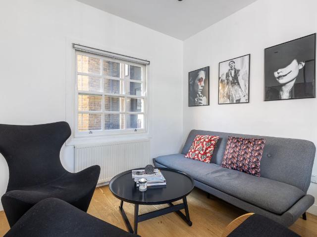 Montpelier Street, London SW7, 2 bed flat to rent, £7,583 pcm | PrimeLocation