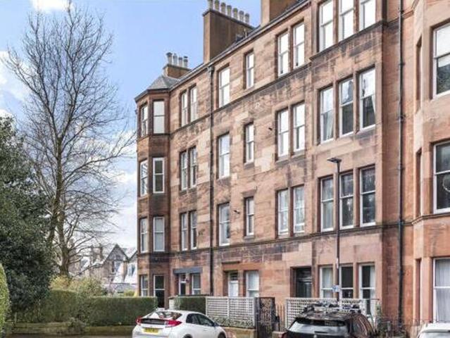 Montpelier Terrace, Bruntsfield, 2 Bedroom Apartment