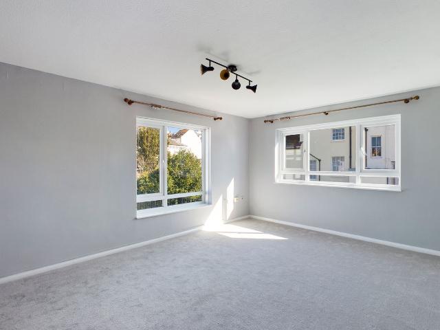 Montpelier Terrace, Brighton BN1, 2 bed flat to rent, £1,625 pcm | PrimeLocation