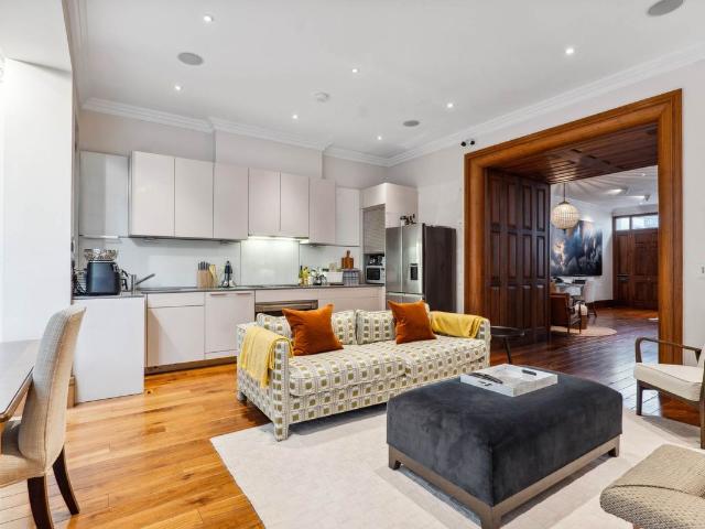 Montpelier Walk, Knightsbridge, London SW7, 3 bed property to rent, £13,867 pcm | PrimeLocation