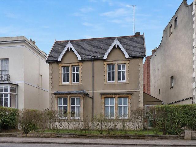 Montpellier, Cheltenham GL50, 1 bed flat to rent, £850 pcm | PrimeLocation