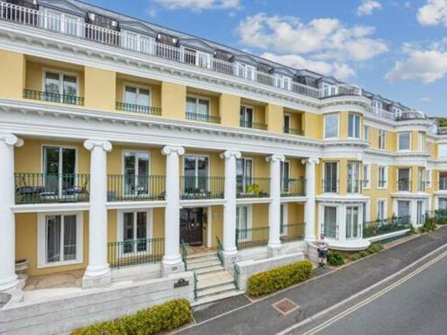 Montpellier Road, Torquay, 2 Bedroom Flat