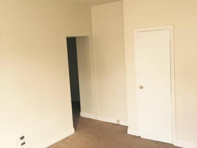 Montrose Apartments! 1 Bedroom Apartment for Rent at 4629 Baltimore Ave, Philadelphia, PA 19143 Cedar Park