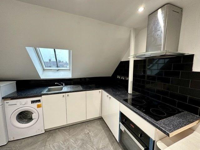 Montrose Avenue, Edgware, Middlesex HA8, Studio to rent, £1,150 pcm | PrimeLocation
