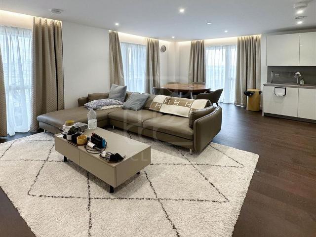 Montrose Building, London SW11, 2 bed flat to rent, £3,683 pcm | PrimeLocation