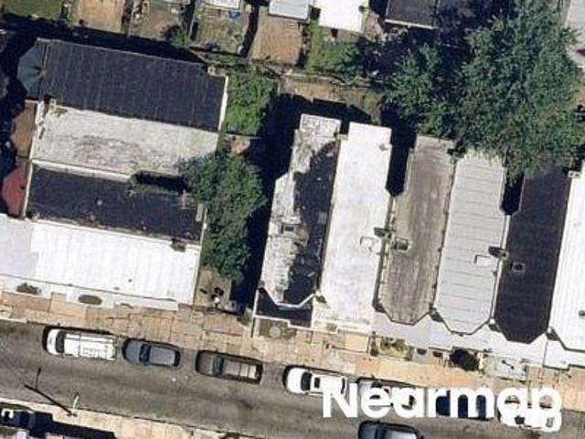 Montrose St