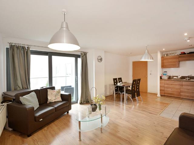 Montreal House, Surrey Quays Road SE16, 2 bed flat to rent, £2,500 pcm | PrimeLocation