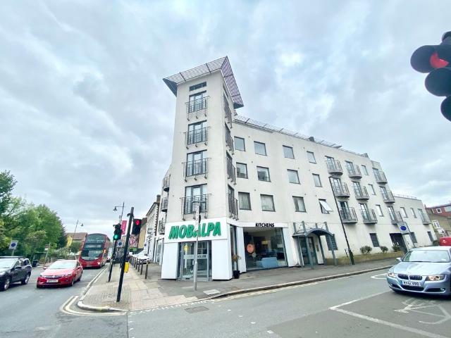 Montway Heights, 2A Montague Road, London SW19, 2 bed flat to rent, £2,225 pcm | PrimeLocation