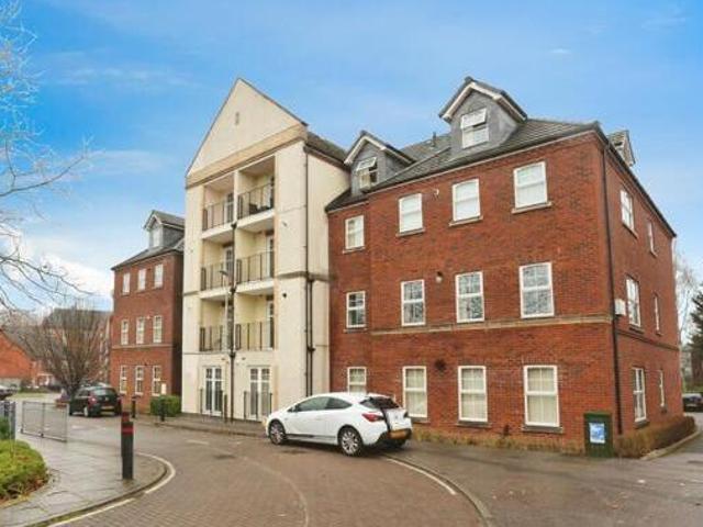 Montvale Gardens, Leicester, 2 Bedroom Flat