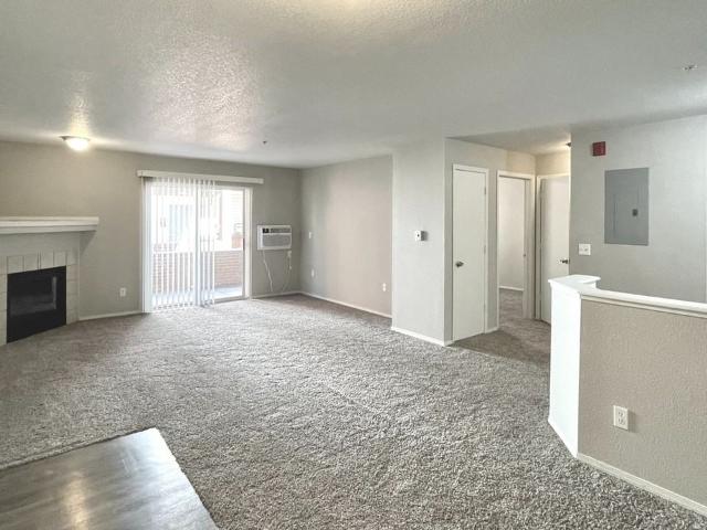 Montview Meadows 1 Bedroom Apartment for Rent at 1244 Hunter Ct, Longmont, CO 80501