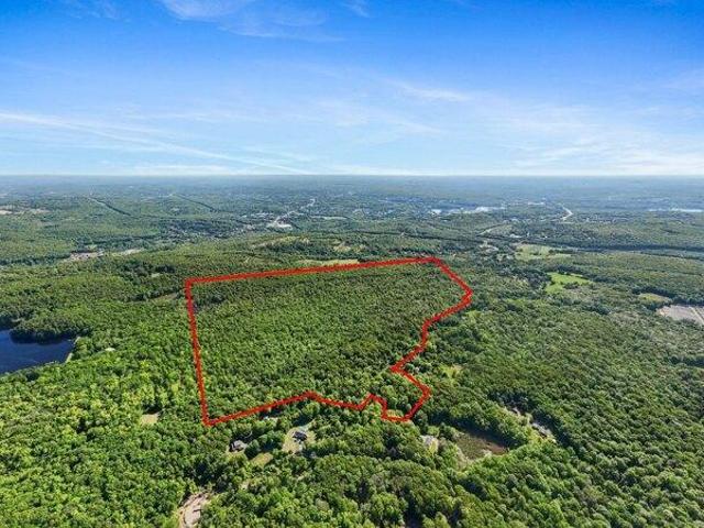 Montville CT 06370 104718931