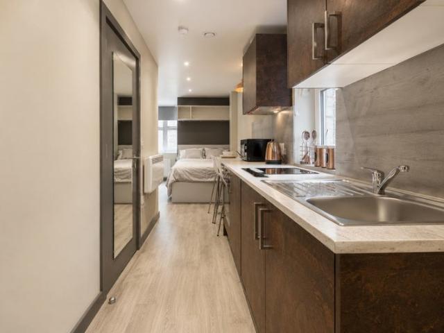 Monument House £250 cash back available