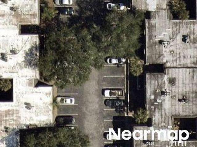Monument Rd