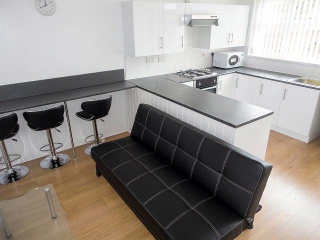 Monument Road, Edgbaston B16 4 bed house to rent £2,086 pcm £481 pw