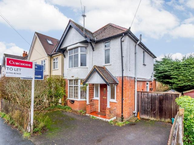 Monument Road, Weybridge, KT13 3 bed detached house to rent £2,650 pcm £612 pw