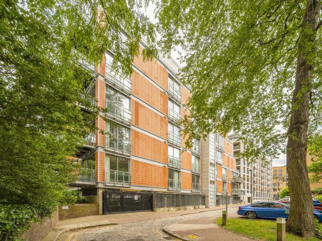 Monza Street, Wapping E1W, 2 bed flat to rent, £3,400 pcm | PrimeLocation