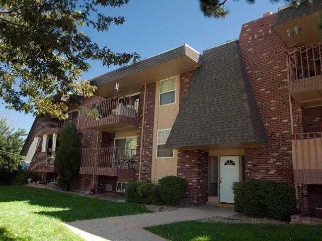 Monaco Parkway Apartments 2 Bedroom Apartment for Rent at 2050 S Monaco Street Pkwy, Denver, CO 80224 Virginia Village