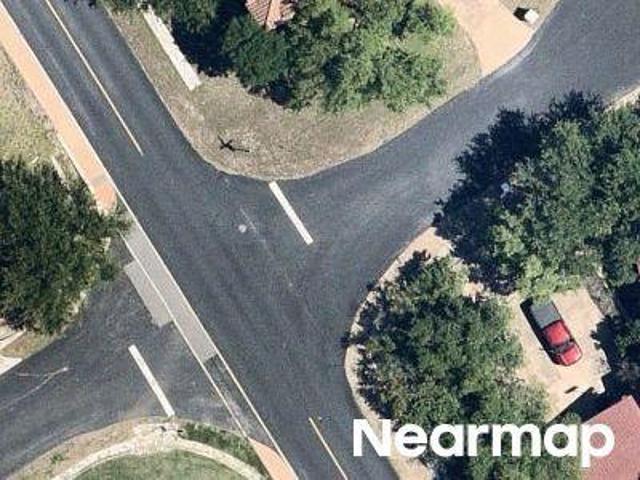 Monarch Oaks Ln