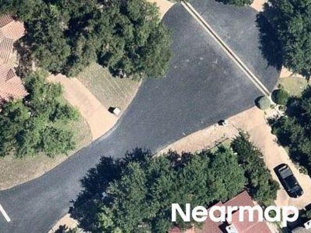 Monarch Oaks Ln