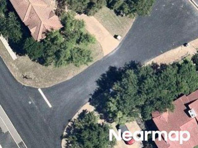 Monarch Oaks Ln