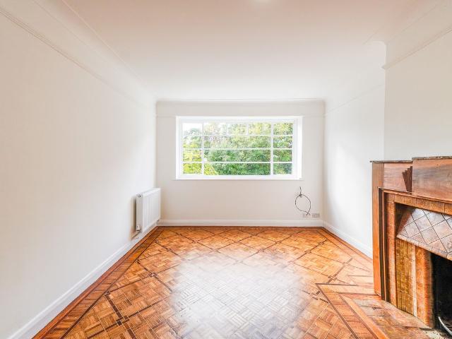 Monarch Court, Lyttelton Road N2, 2 bed flat to rent, £2,400 pcm | PrimeLocation