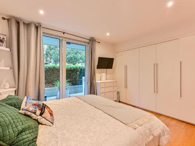Monarch Point, Imperial Wharf. 3 bed flat to rent £4,275 pcm £987 pw