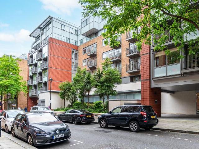 MONCK STREET, Westminster, London, SW1P 3 bed flat to rent £5,200 pcm £1,200 pw