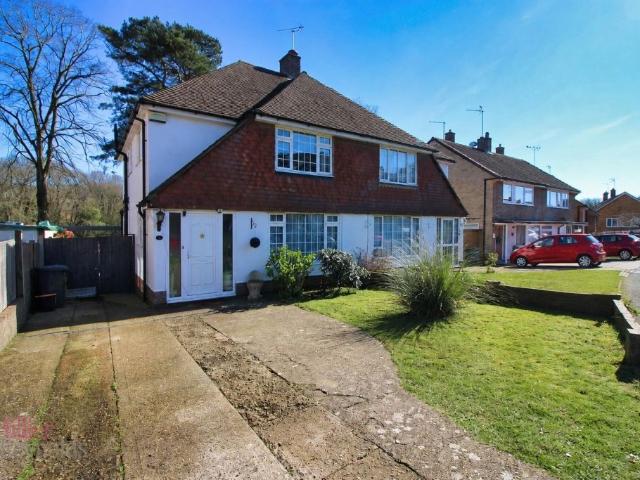 Monckton Road, Borough Green TN15, 3 bed semi detached house to rent, £1,900 pcm | PrimeLocation