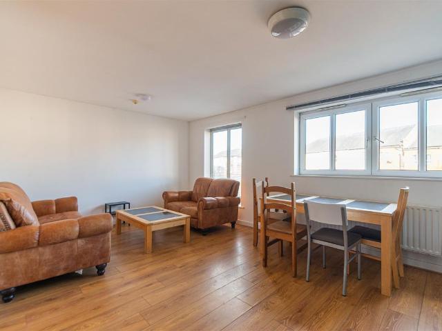 Monday Crescent, City Centre, Newcastle Upon Tyne NE4, 5 bed shared accommodation to rent, £1,950 pcm | PrimeLocation