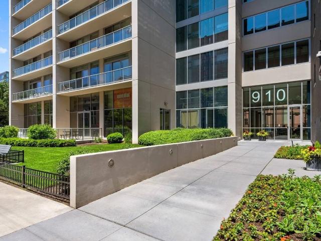 Mondial River West 1 Bedroom Apartment for Rent at 910 W Huron St, Chicago, IL 60642 West Town