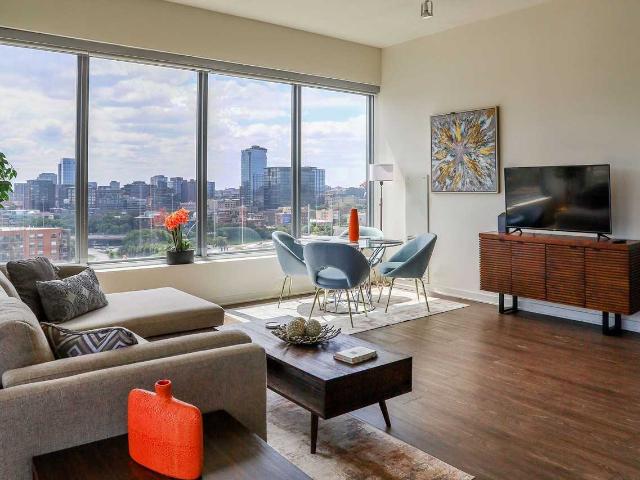 Mondial River West Studio Apartment for Rent at 910 W Huron St, Chicago, IL 60642 West Town