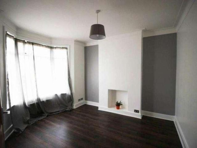 Monega Road, Manor, E12