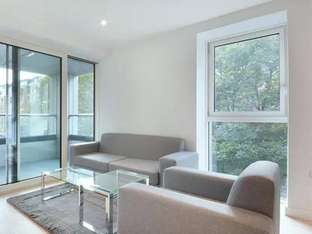 Money, Deacon Street, London, SE17 1GD, United Kingdom | 2 bed house for rent #167549237 | Rentberry