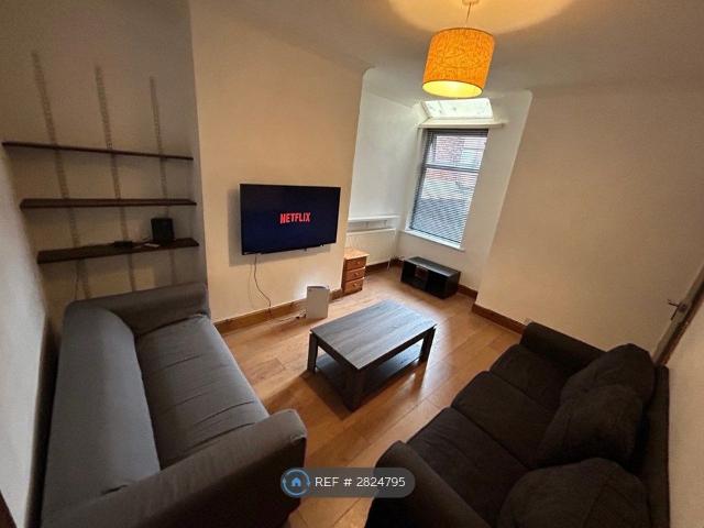 Monica Grove, Manchester M19, 4 bed shared accommodation to rent, £2,253 pcm | PrimeLocation