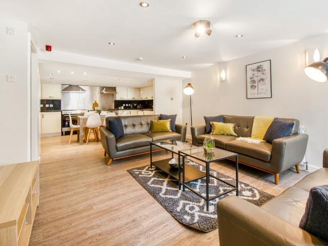 Monk Bridge Terrace, Leeds LS6, 8 bed shared accommodation to rent, £412 pppm | PrimeLocation