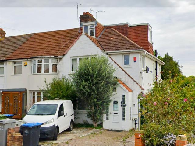 Monks Park, Wembley HA9, Room to rent, £780 pcm | PrimeLocation