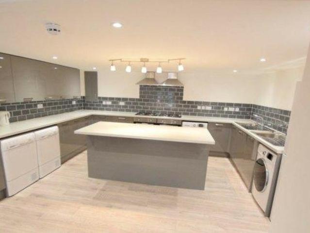 Monks Road 10 bed house share to rent £5,530 pcm £1,276 pw