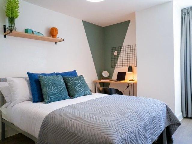 Monks Road 8 bed house share to rent £4,152 pcm £958 pw