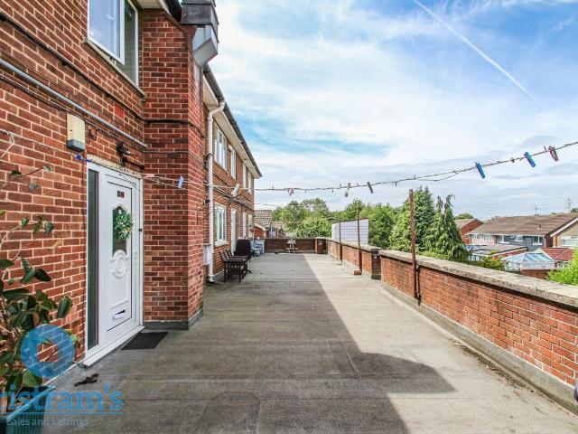Monksway, Clifton NG11, 3 bed flat to rent, £795 pcm | PrimeLocation