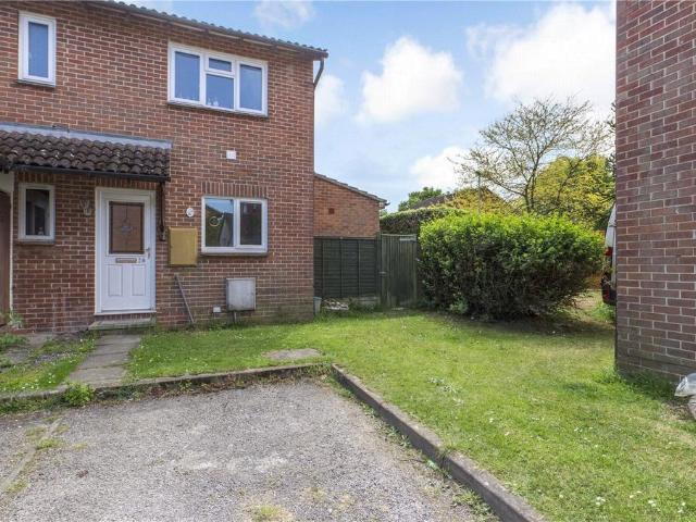 Monkswood Crescent, Hampshire RG26 1 bed maisonette to rent £1,000 pcm £231 pw