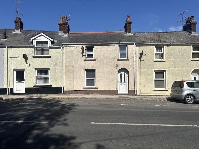 Monkton Lane, Pembroke, Pembrokeshire SA71, 4 bed terraced house to rent, £1,100 pcm | PrimeLocation