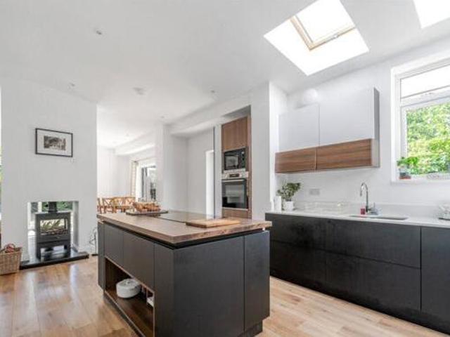 Monktone Lane, Mortimer, 2 Bedroom Bungalow