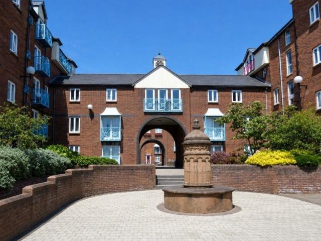 Monmouth House, Swansea SA1, 2 bed flat to rent, £1,650 pcm | PrimeLocation