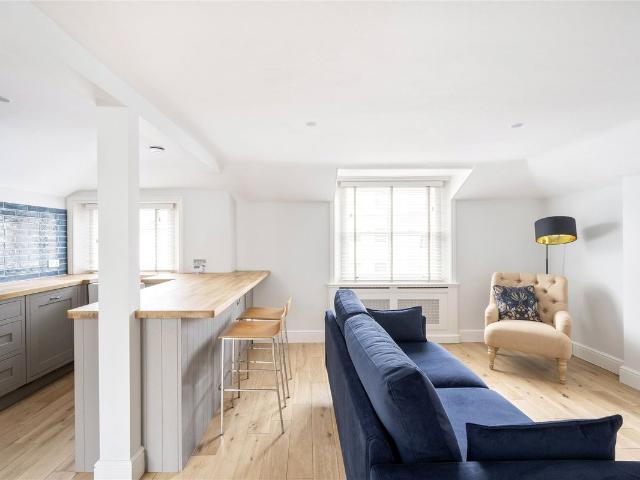 Monmouth Road, London W2, 1 bed flat to rent, £3,250 pcm | PrimeLocation