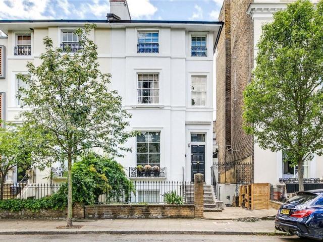 Monmouth Road, London W2 1 bed flat to rent £2,578 pcm £595 pw