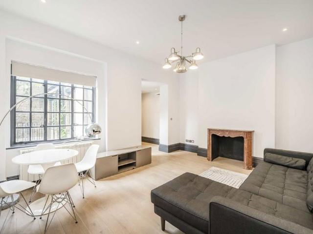 Monmouth Road, London W2 1 bed flat to rent £2,817 pcm £650 pw