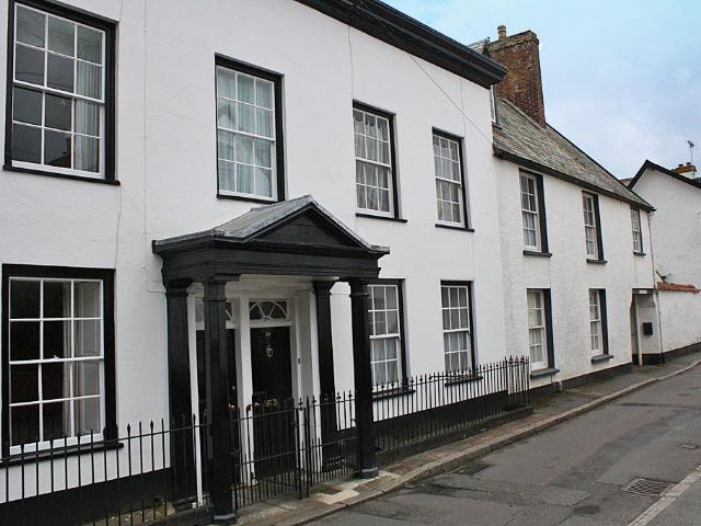 Monmouth Street, Topsham EX3, 3 bed terraced house to rent, £2,875 pcm | PrimeLocation