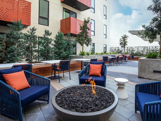 Monogram Apartments 1 Bedroom Apartment for Rent at 421 25th St, Oakland, CA 94612 Northgate Waverly